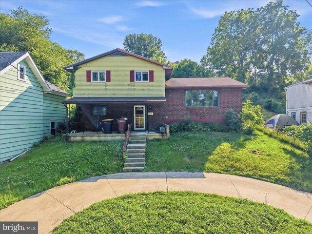house with 3 bedroom, Whitehall PA DS103600689