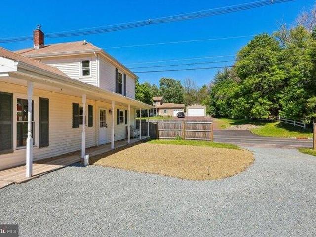house with 3 bedroom, Whitehouse Station NJ DLS102800443