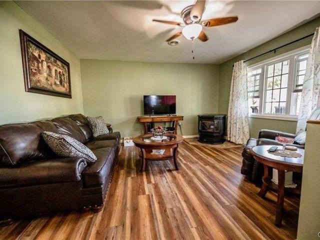 house with 3 bedroom, Whitesboro NY ES104905901