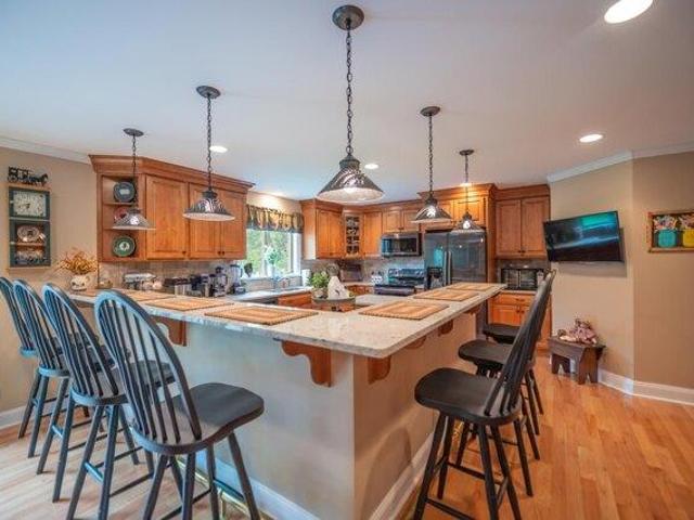 house with 3 bedroom, Whitingham VT ES104757407
