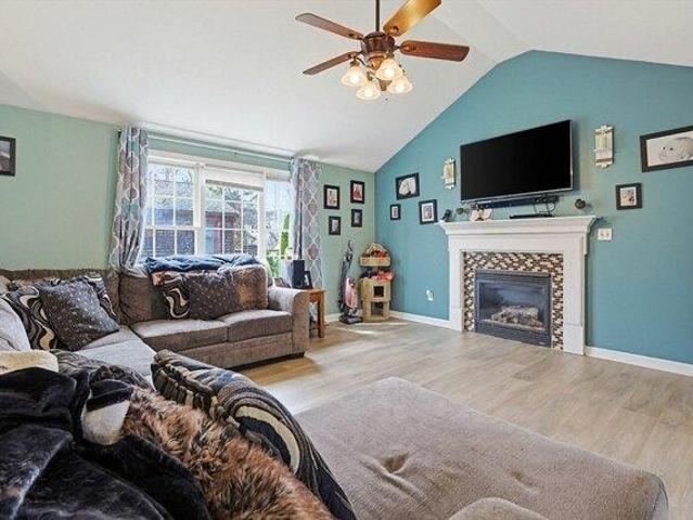house with 3 bedroom, Whitman MA DLS102566352