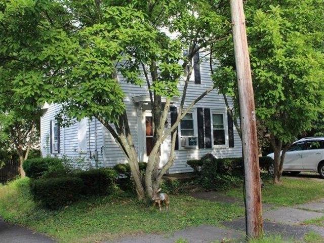 house with 3 bedroom, Whitman MA DLS103073071