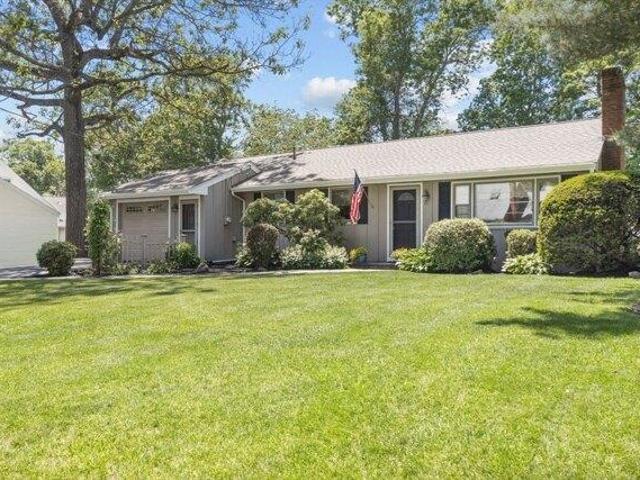 house with 3 bedroom, Whitman MA DS103548586