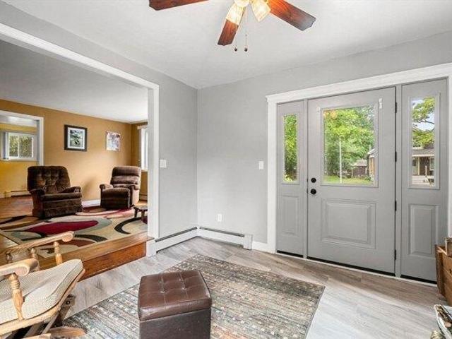 house with 3 bedroom, Whitman MA ES105059023