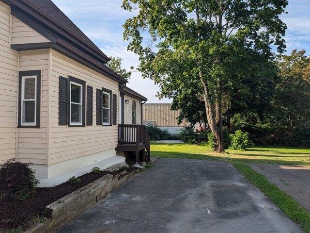 house with 3 bedroom, Whitman MA ES105059848