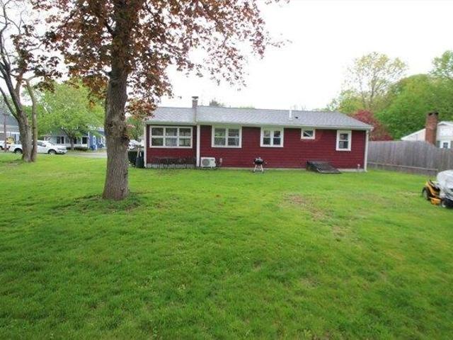 house with 3 bedroom, Whitman MA ES103020730