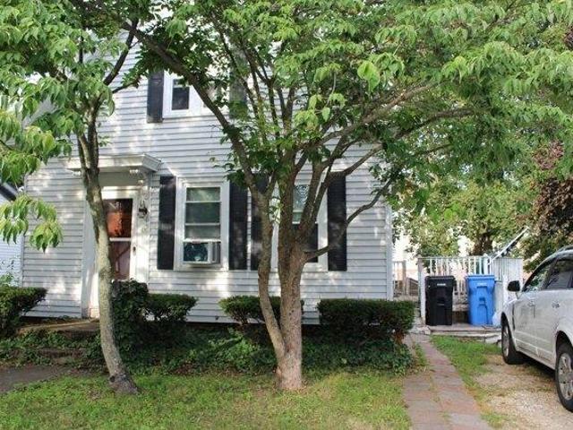 house with 3 bedroom, Whitman MA ES103161111
