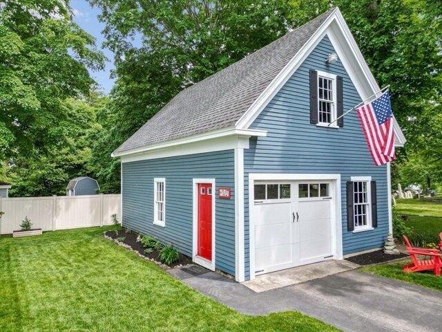 house with 3 bedroom, Whitman MA ES103665463