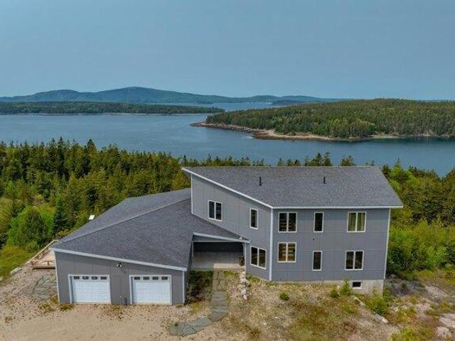 house with 3 bedroom, Winter Harbor ME DS104440729