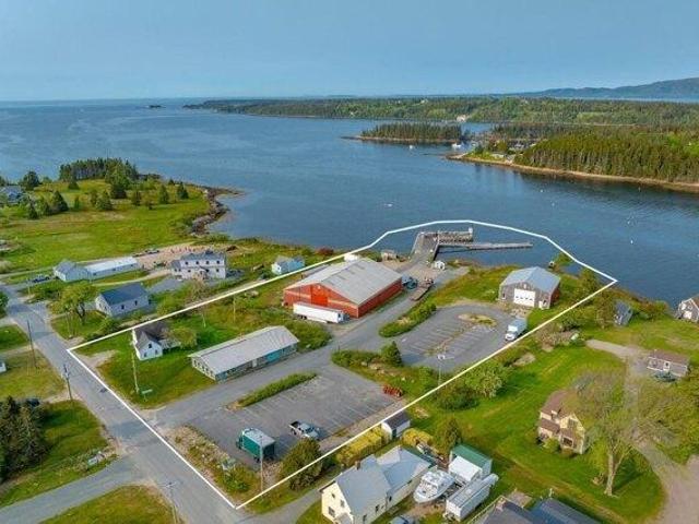 house with 3 bedroom, Winter Harbor ME DS102445196