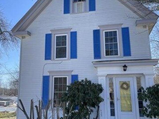house with 3 bedroom, Winterport ME DLS100268313