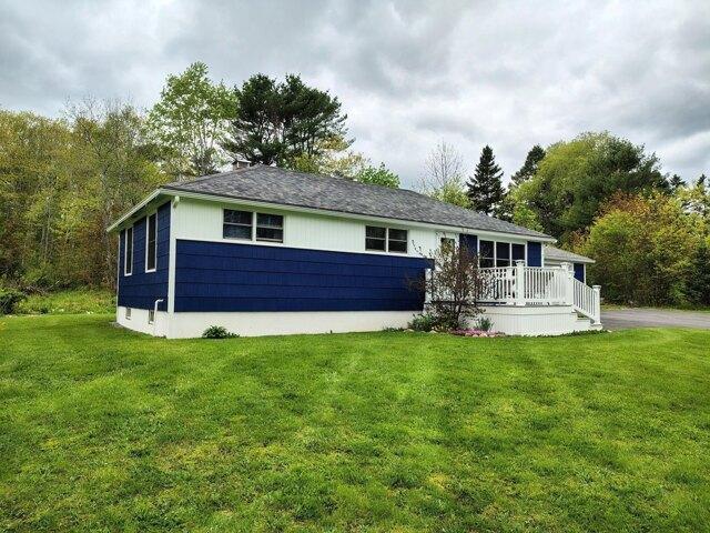 house with 3 bedroom, Winterport ME ES104920087