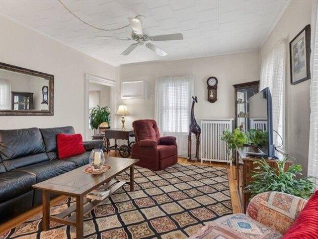 house with 3 bedroom, Winthrop MA ES103020687