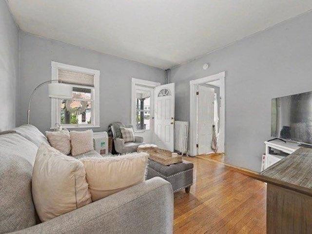 house with 3 bedroom, Winthrop MA ES104007553