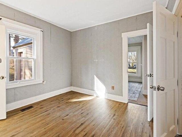 house with 3 bedroom, Winthrop ME ES103888101