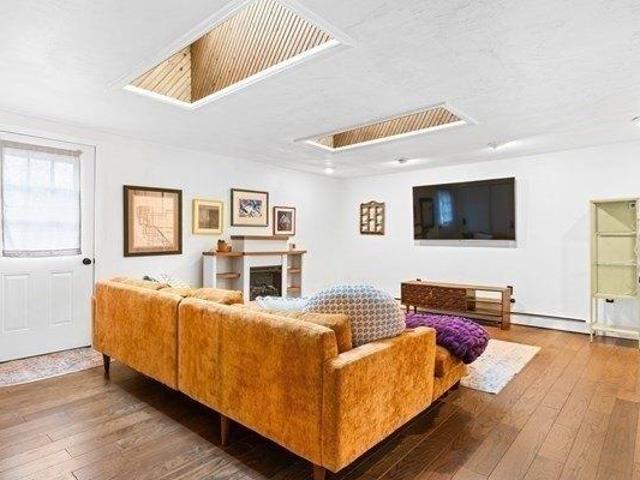 house with 3 bedroom, Winchendon MA ES104374363