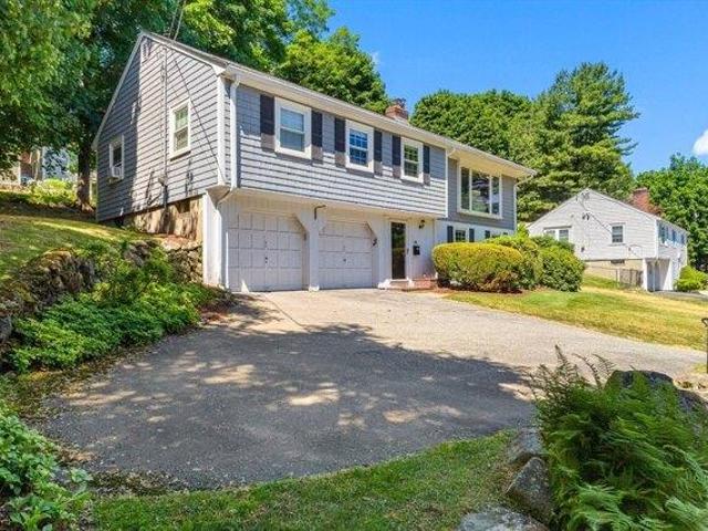 house with 3 bedroom, Winchester MA DS104042717