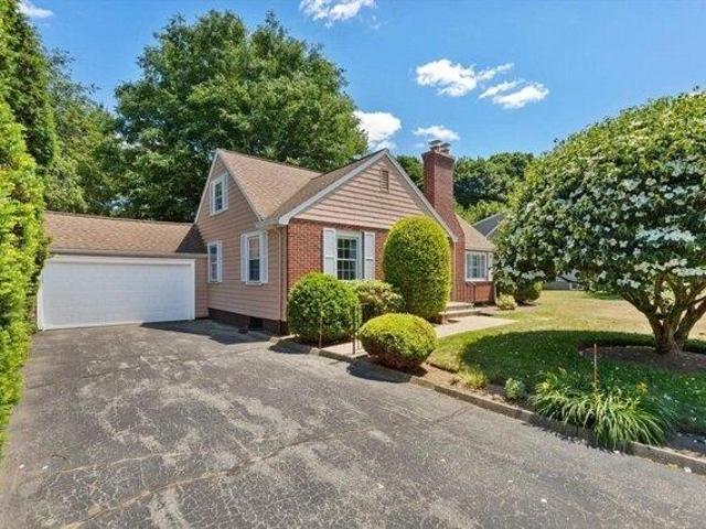 house with 3 bedroom, Winchester MA DS104113926