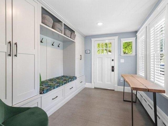 house with 3 bedroom, Winchester MA ES104010940