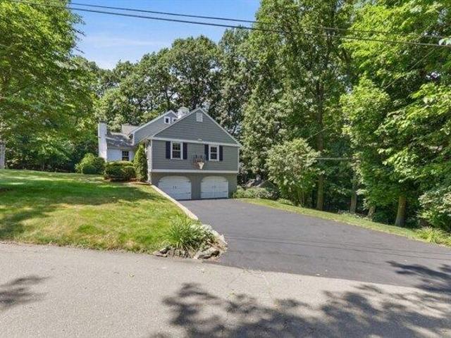 house with 3 bedroom, Winchester MA ES104233023