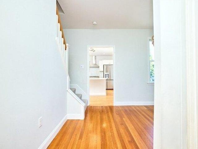 house with 3 bedroom, Winchester MA ES104850096
