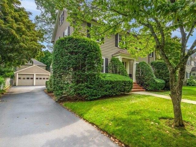house with 3 bedroom, Winchester MA ES105040529