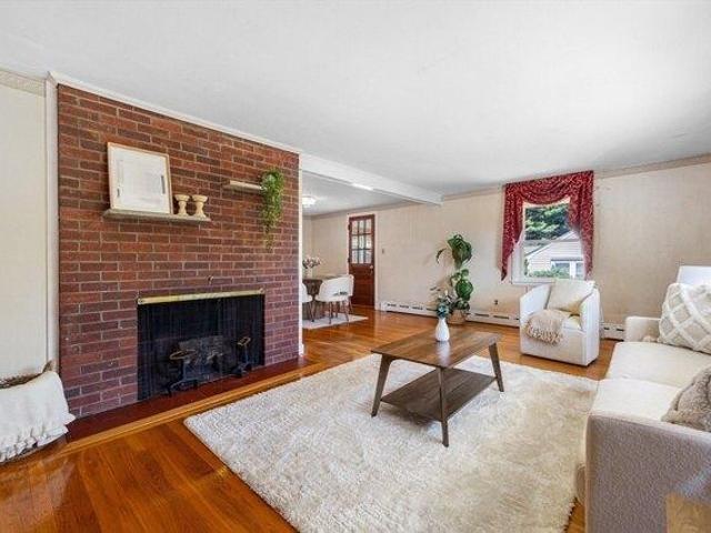 house with 3 bedroom, Winchester MA ES105060009