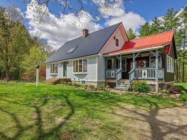 house with 3 bedroom, Winchester NH DS102594125