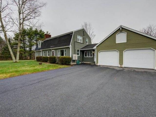 house with 3 bedroom, Windham ME DS104262117