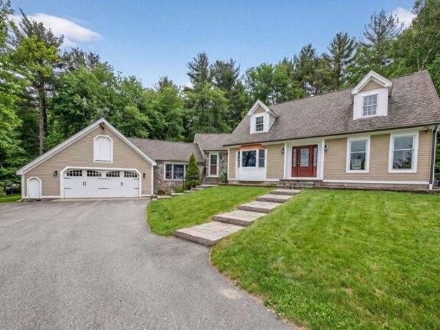 house with 3 bedroom, Windham NH DLS102778829