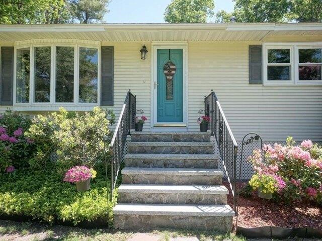 house with 3 bedroom, Windham NH DS103932271