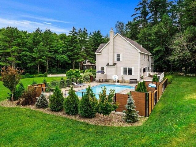 house with 3 bedroom, Windham NH ES105141726