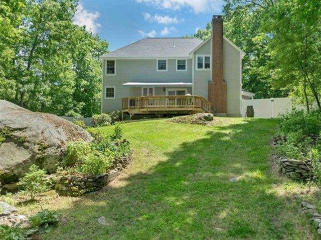 house with 3 bedroom, Windham NH ES105143386