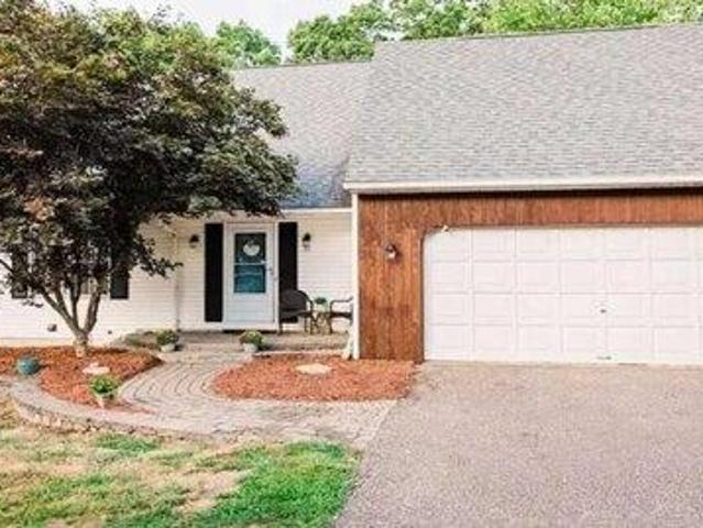 house with 3 bedroom, Windham CT DLS103072153