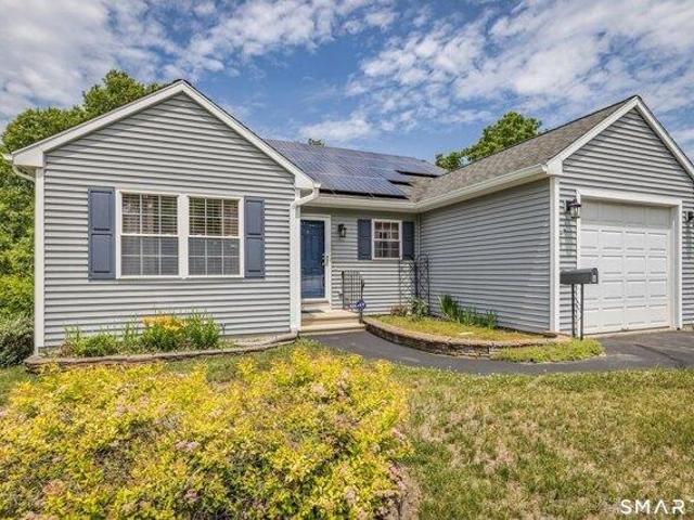 house with 3 bedroom, Windham CT ES105203339