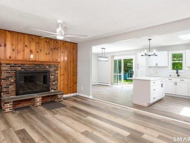 house with 3 bedroom, Windham CT ES103189177