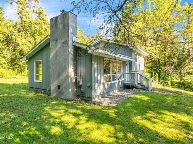 house with 3 bedroom, Windsor MA ES103100276