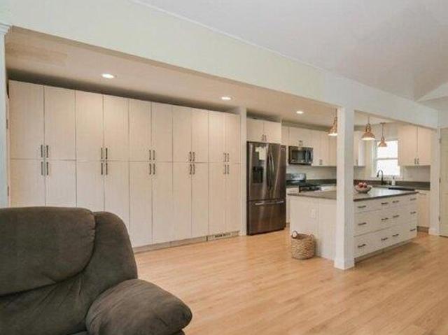 house with 3 bedroom, Windsor CT DS102530120