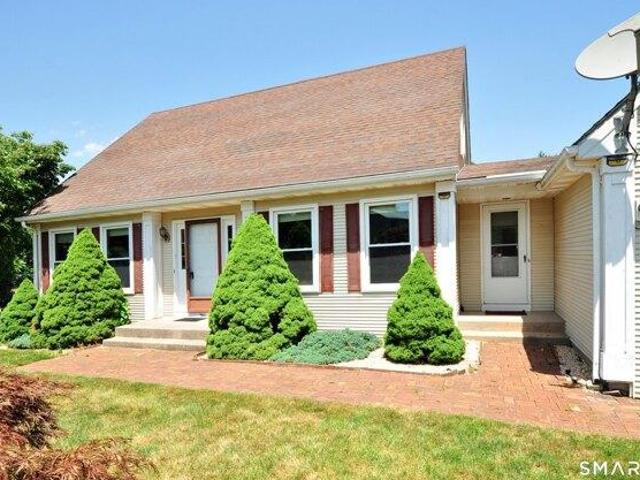 house with 3 bedroom, Windsor CT ES104191285