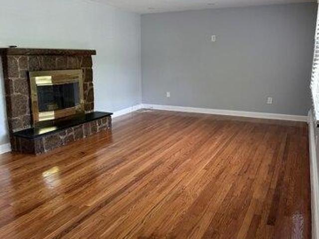 house with 3 bedroom, Windsor CT ES104515257