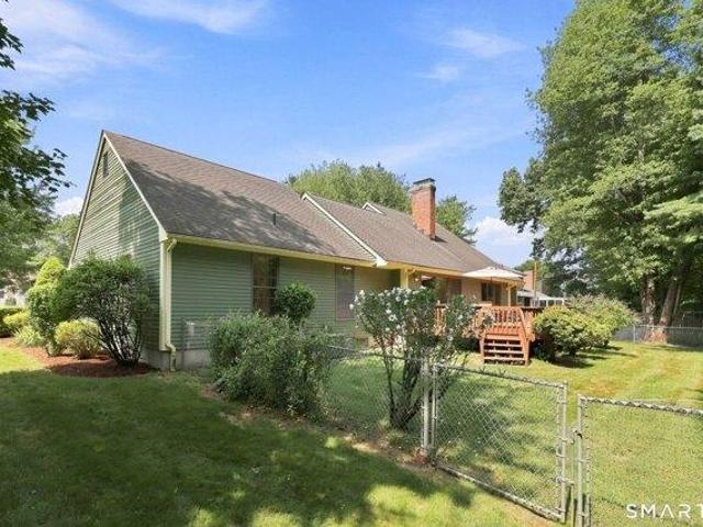 house with 3 bedroom, Windsor CT ES105105120