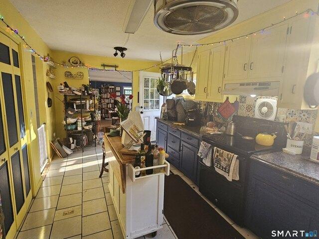house with 3 bedroom, Windsor CT ES105175911
