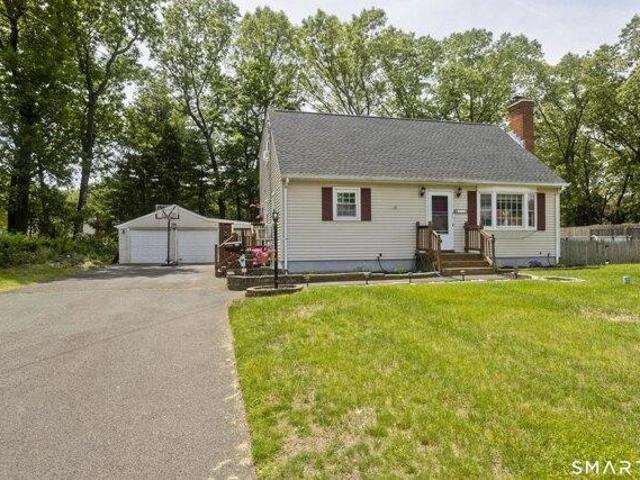 house with 3 bedroom, Windsor Locks CT DLS102594329