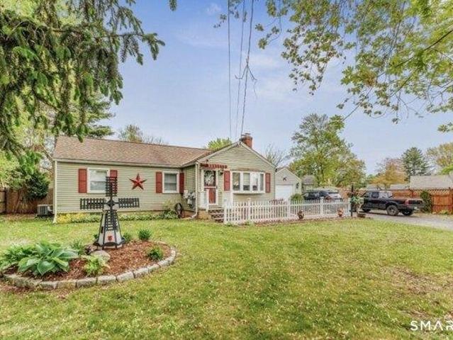 house with 3 bedroom, Windsor Locks CT DS102559259