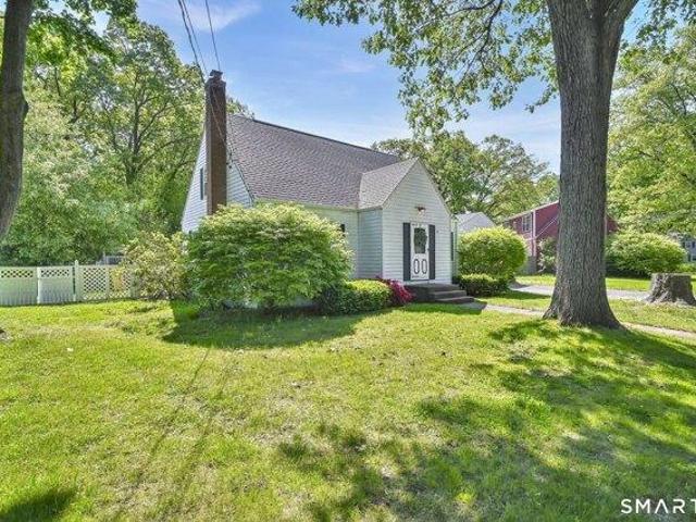 house with 3 bedroom, Windsor Locks CT DS102723708