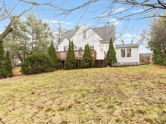 house with 3 bedroom, Winooski VT DLS101657455