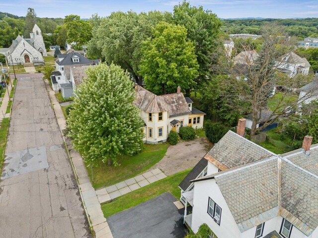house with 3 bedroom, Winooski VT ES105140956