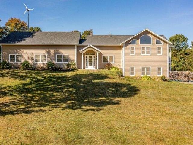 house with 3 bedroom, Wilton ME DLS102635523