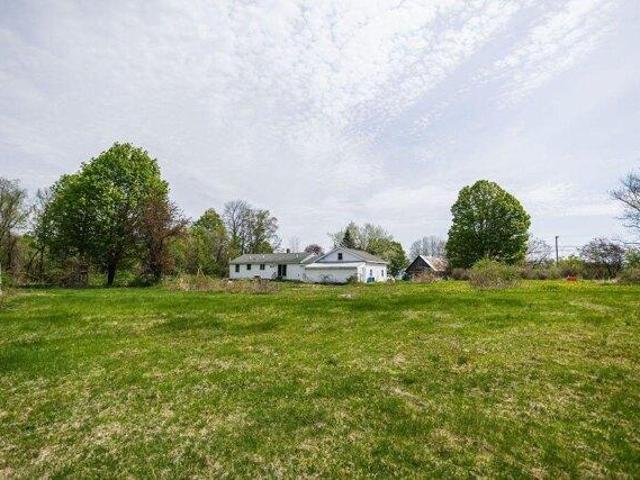 house with 3 bedroom, Wilton ME DLS102635532