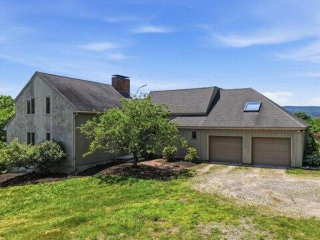house with 3 bedroom, Wilton NH ES104297164